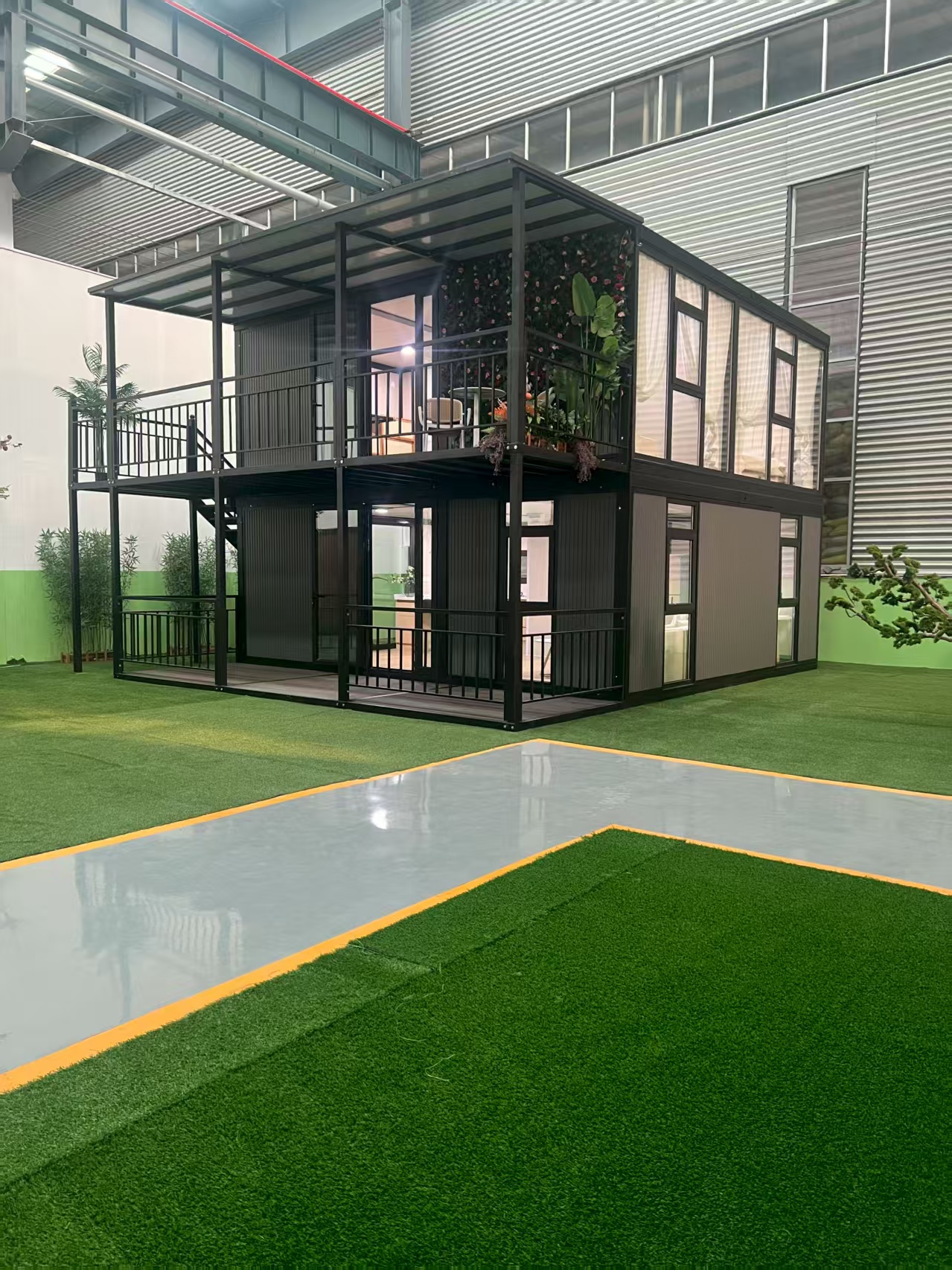 China Luxury Foldable Two Story Container House for Glamping Resort and ...